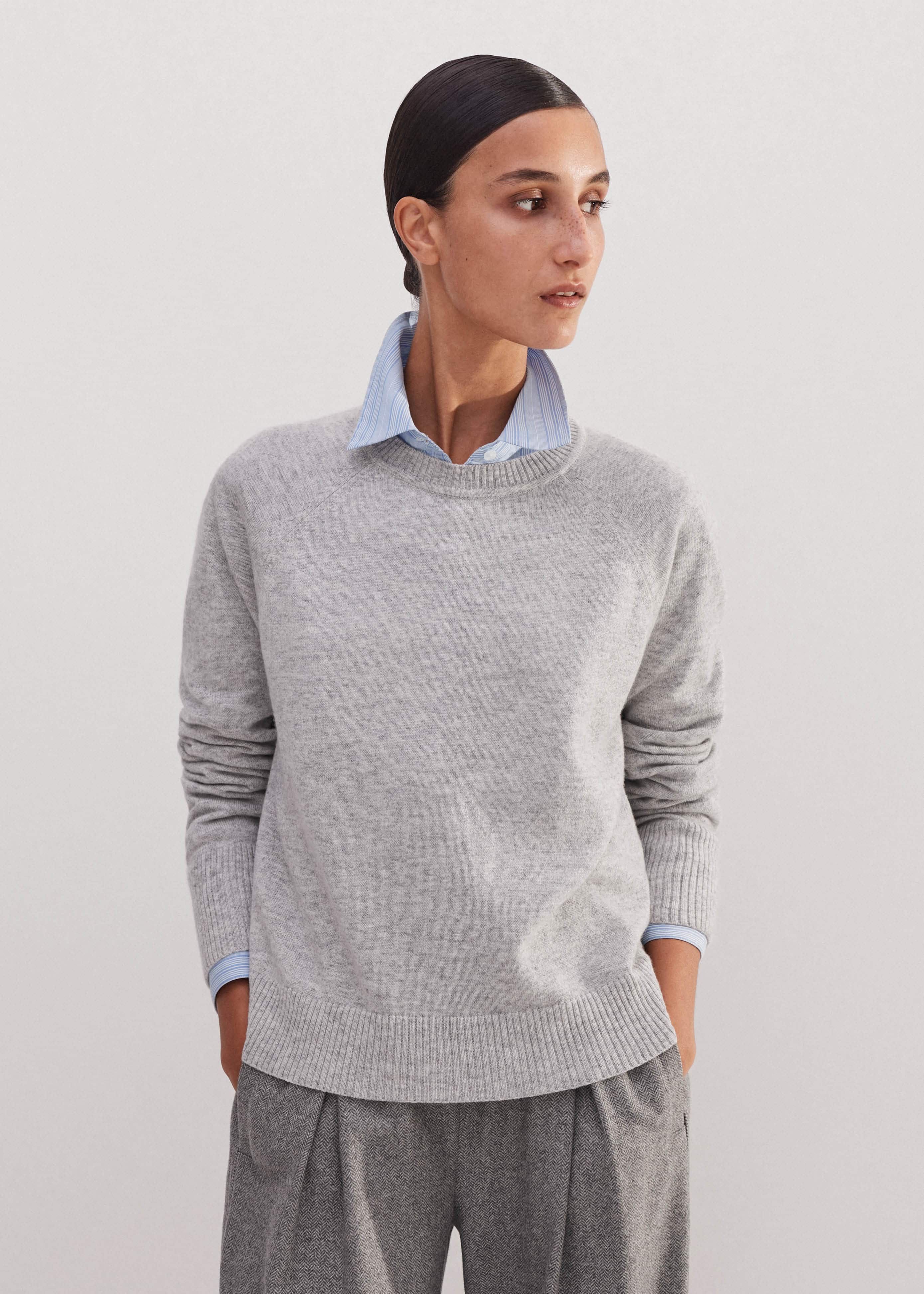 Women's Grey Lightweight Cashmere Raglan Jumper | ME+EM