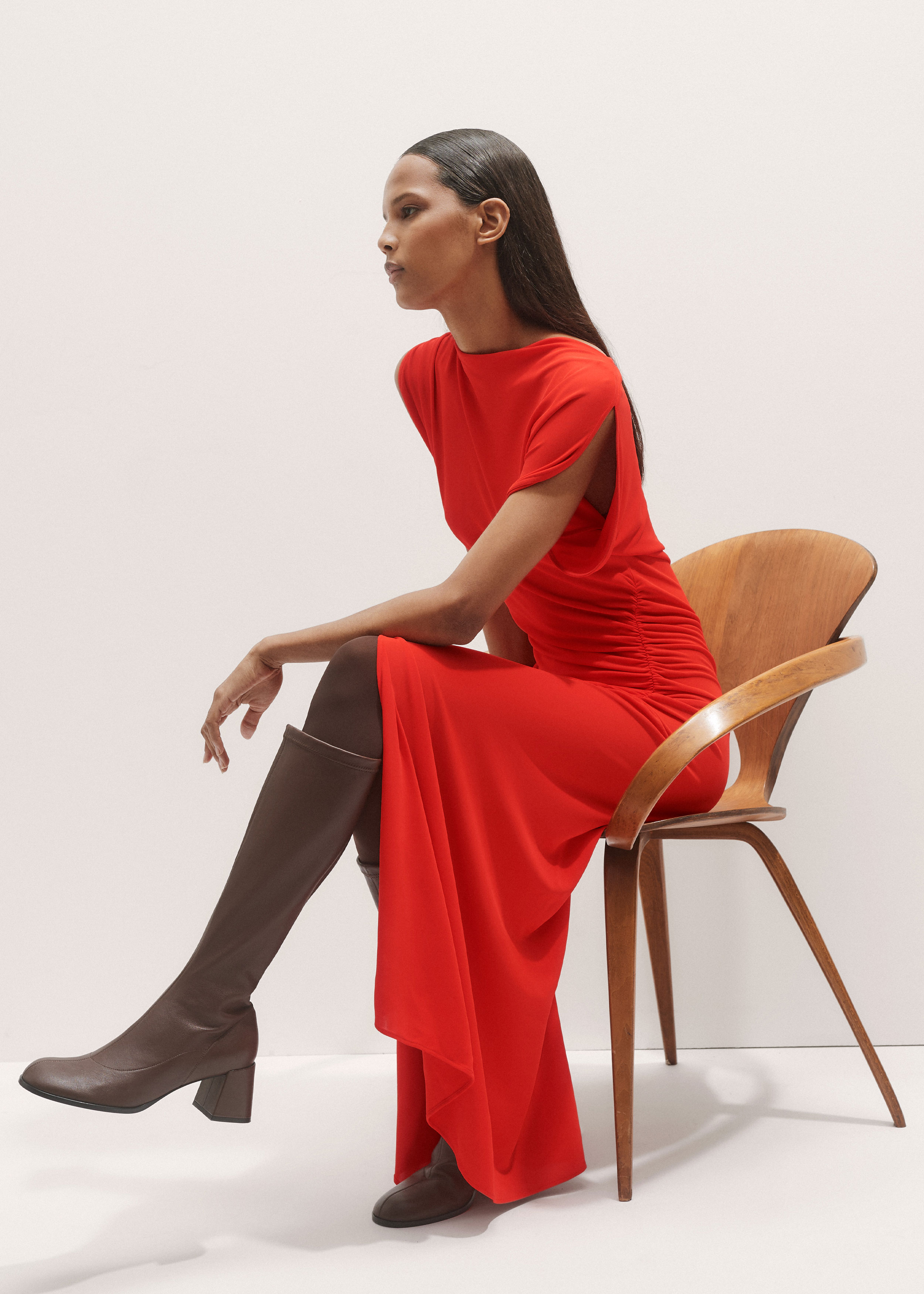 Women's Red Fluid Crepe Curved Sleeve Maxi Dress | ME+EM