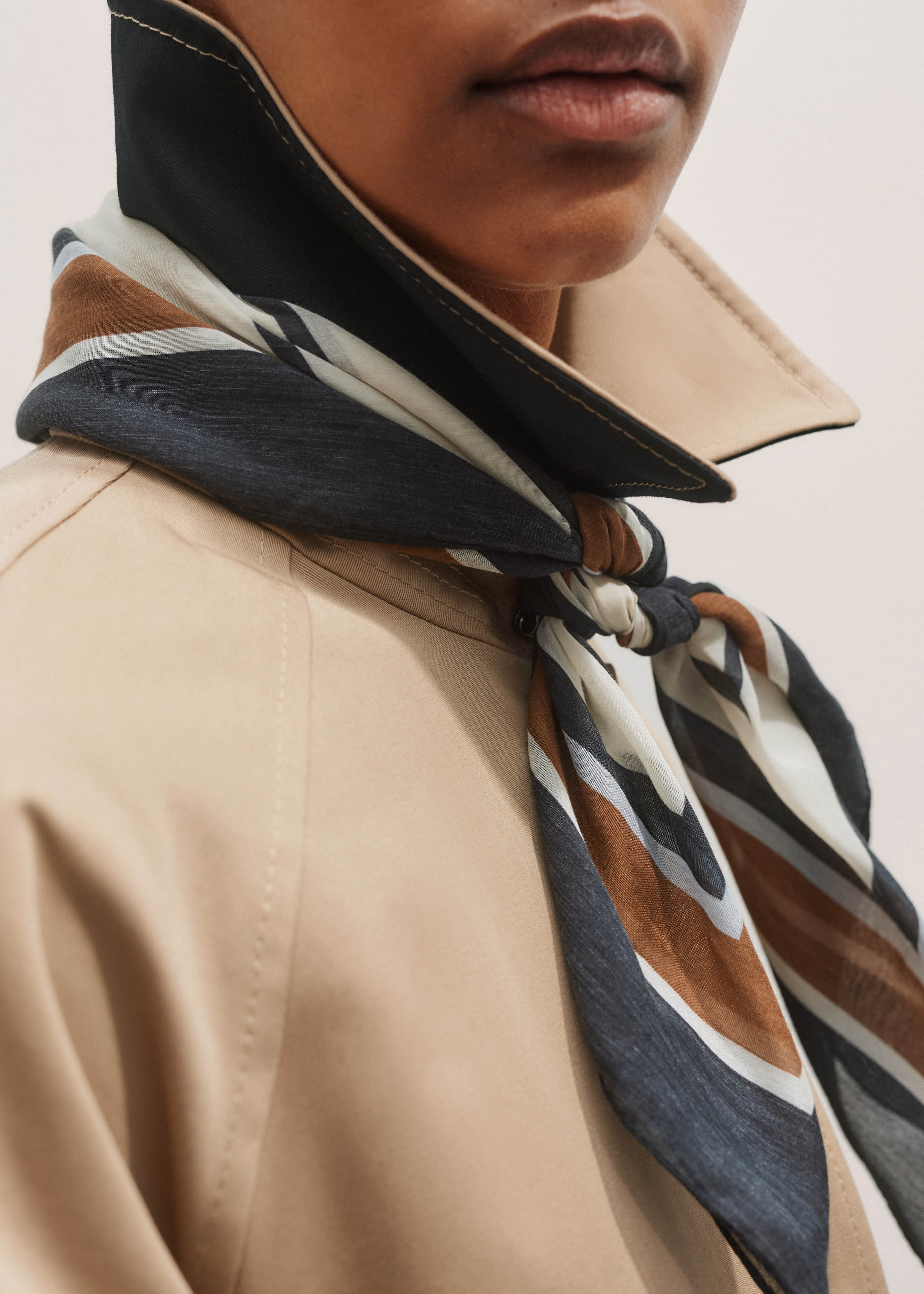 Women's Ecru Border Scarf | ME+EM