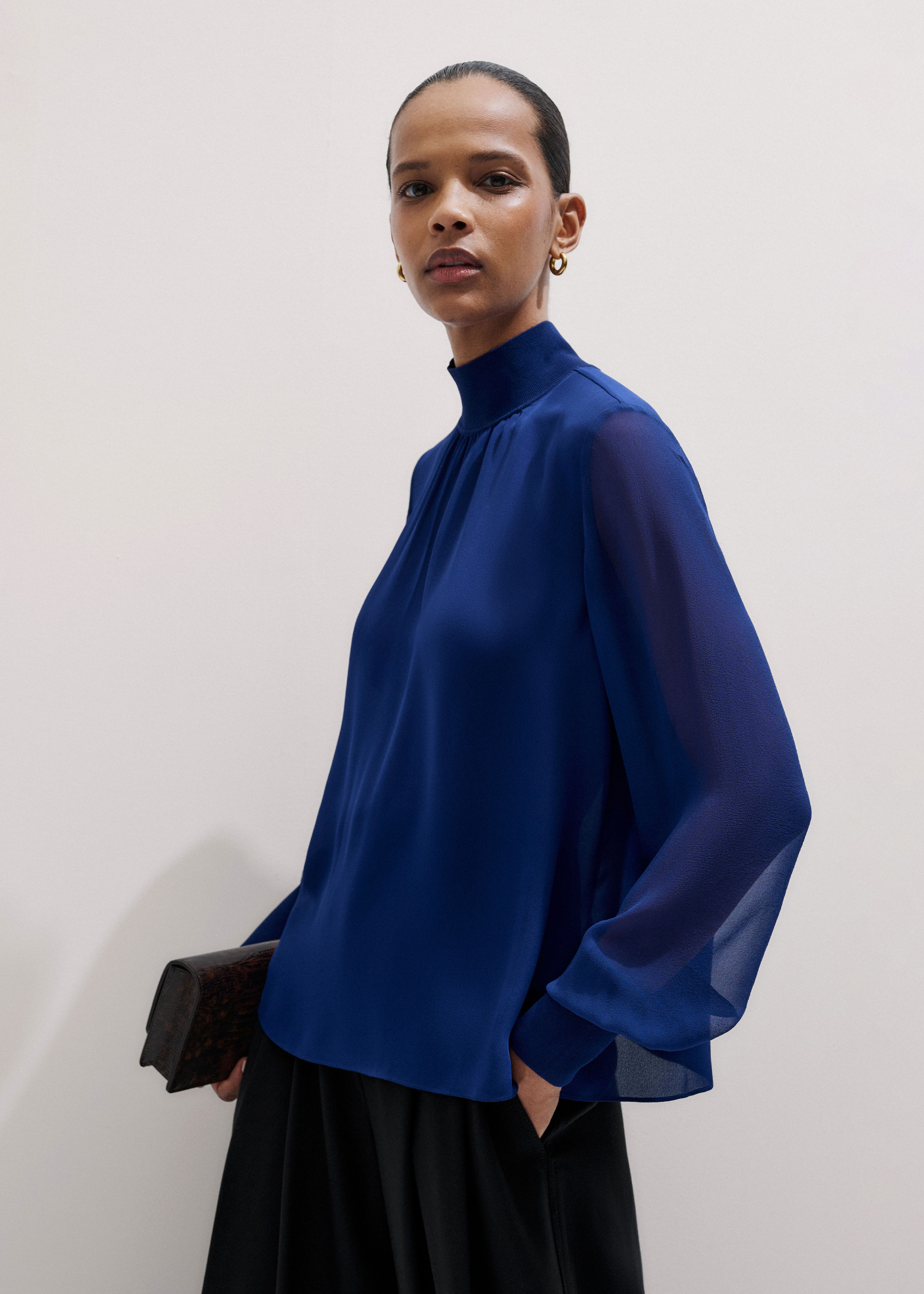 Women's Blue Silk Chic Rib Straight Blouse | ME+EM