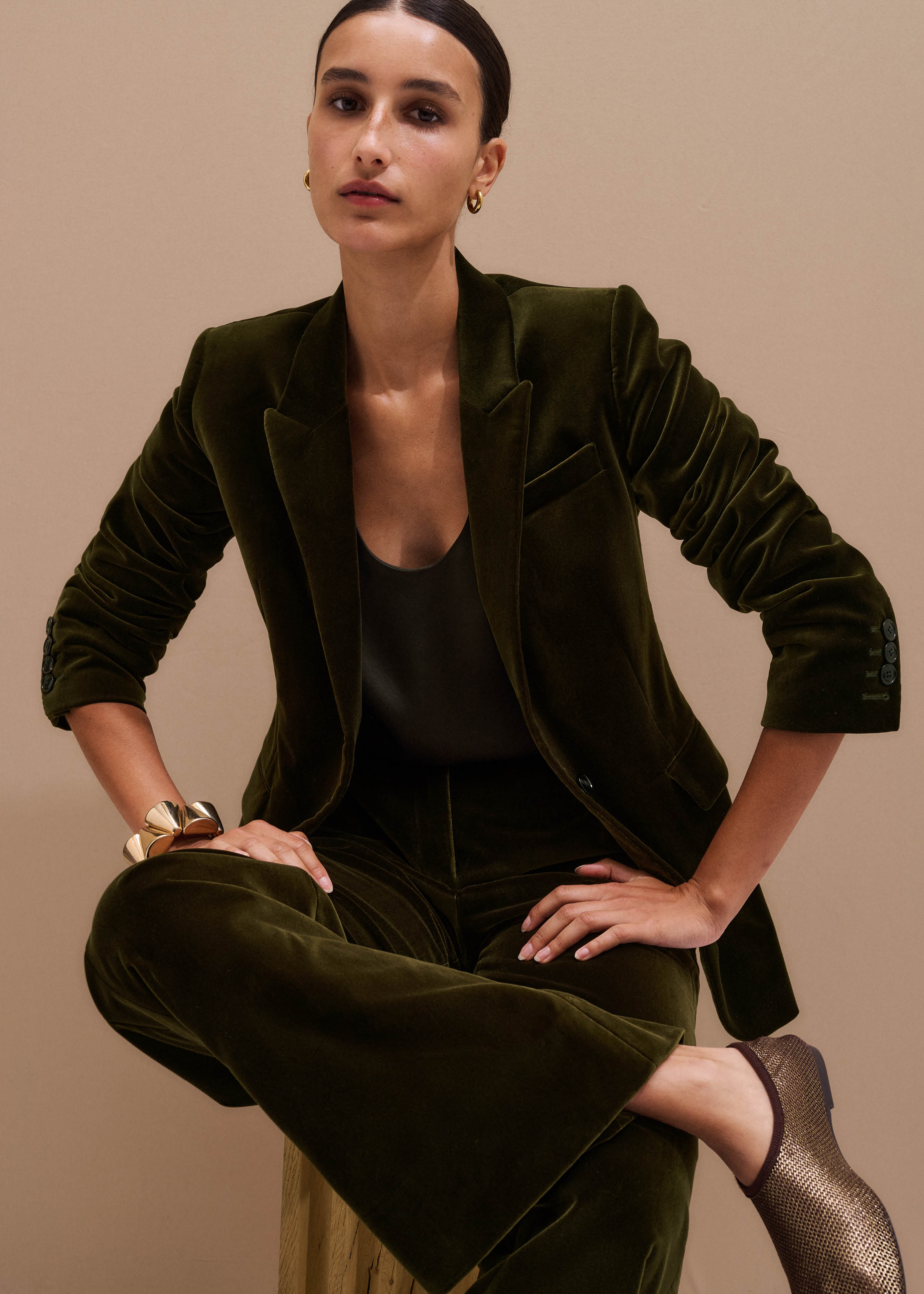 Women's Olive Green Sharp Shoulder Blazer + Evening Man Pant Suit | ME+EM