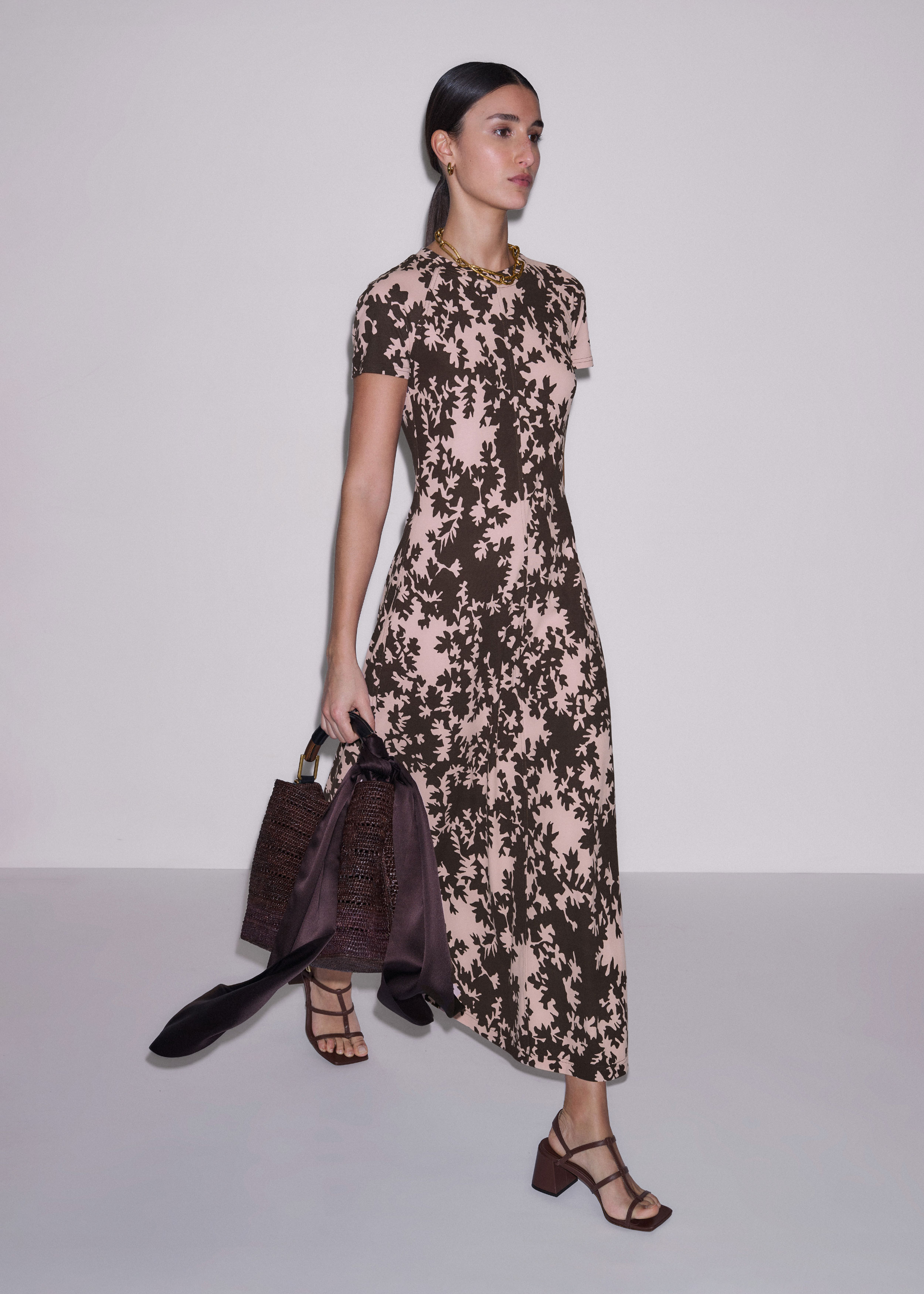 Women's Pink Speckled Bloom Print Contour Maxi Dress | ME+EM